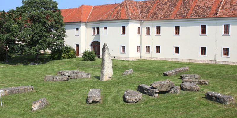 Neznámy unikát na Slovensku sa oplatí vidieť: Záhadnú pravekú stavbu ...